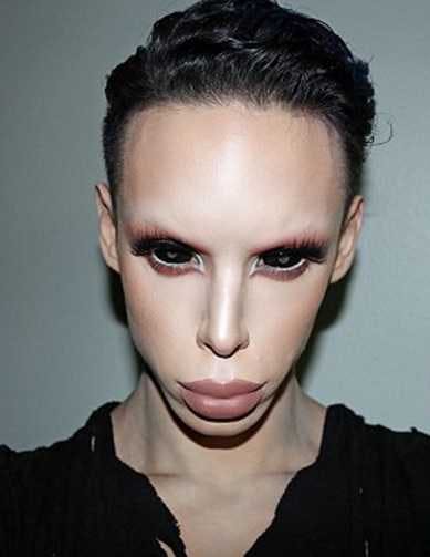 ‘Genderless Alien’ Wants To Adopt Children. This Should Work Out Well.