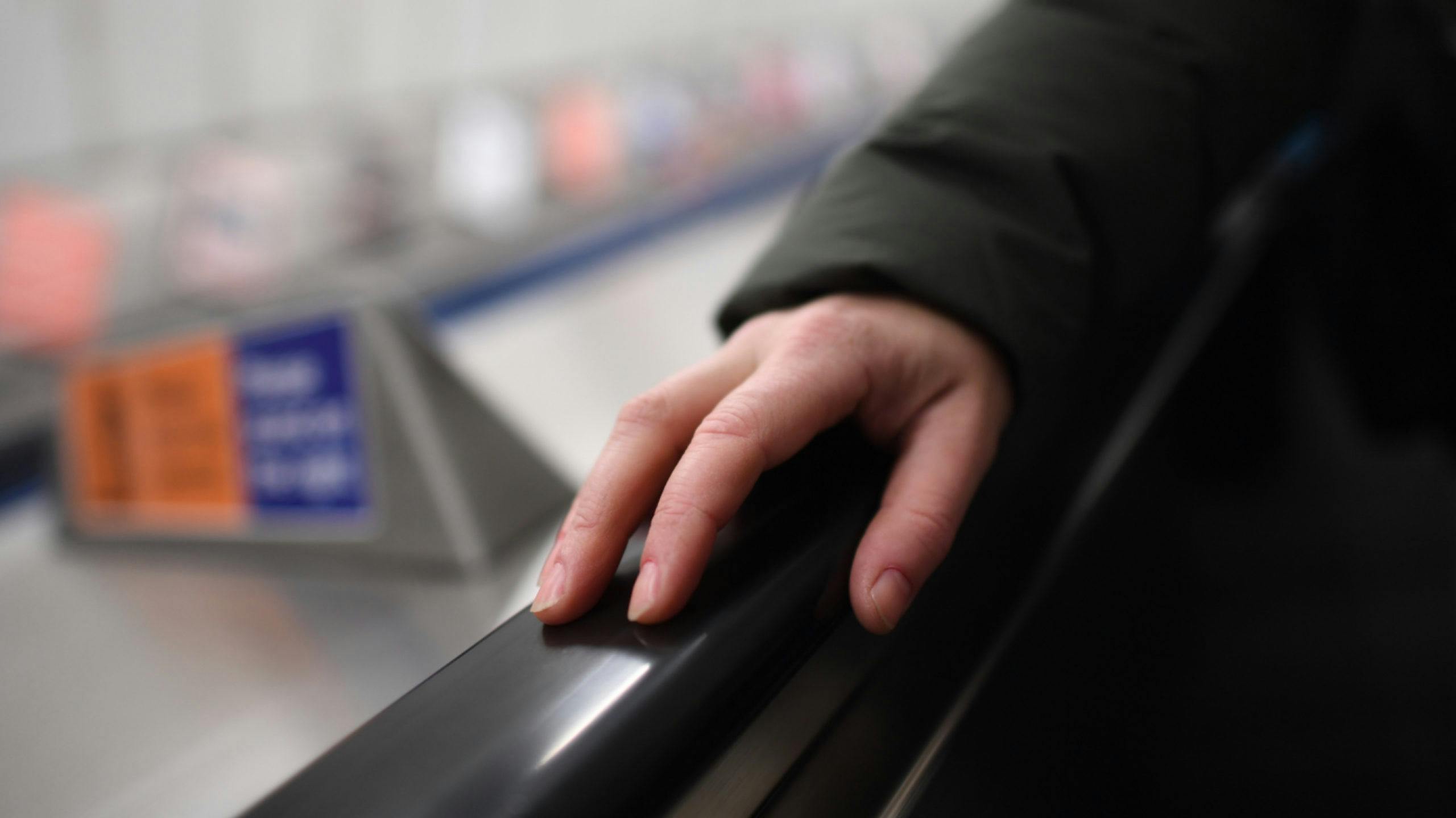 WATCH: With Black Light Powder, YouTuber Demonstrates How Germs Spread ...