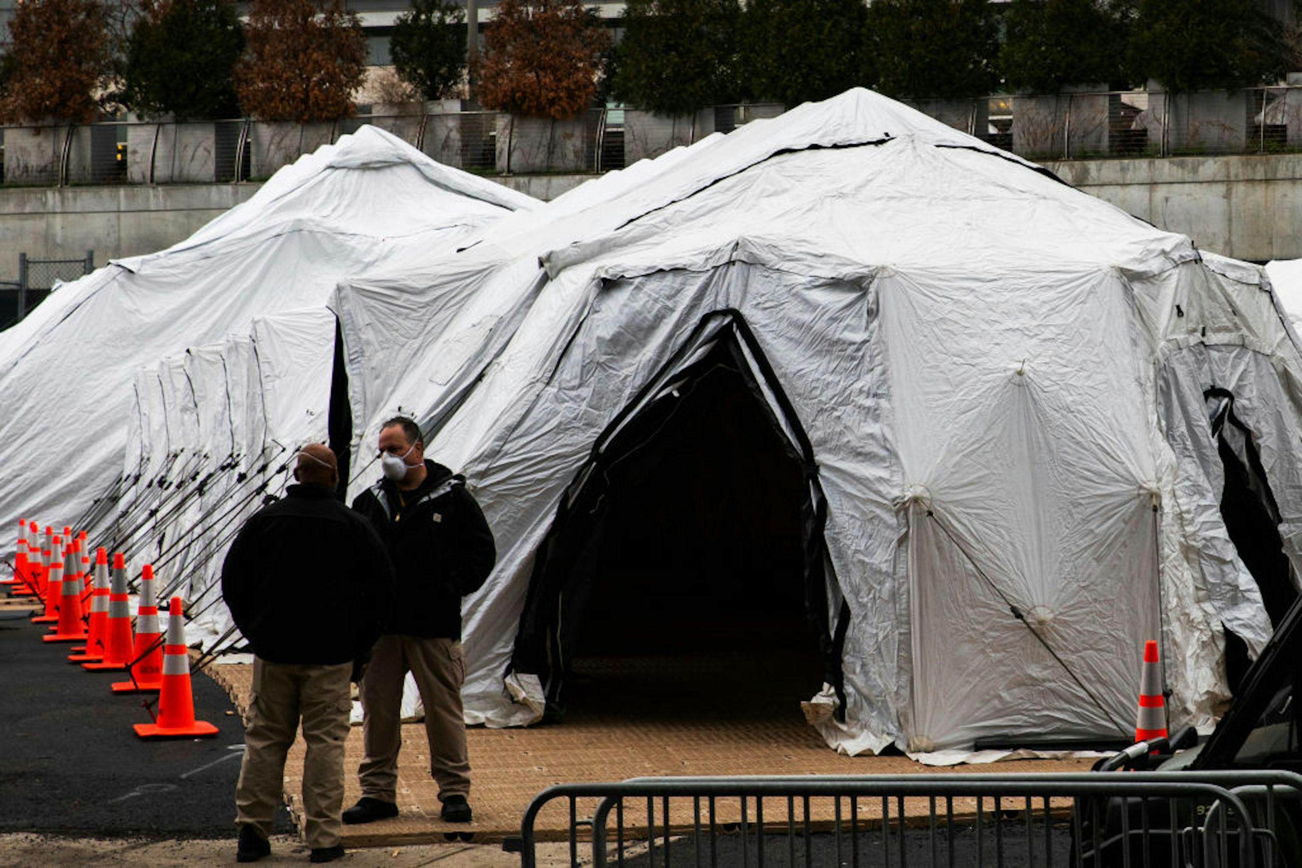 Report: Pentagon Helping FEMA Acquire 100,000 Body Bags
