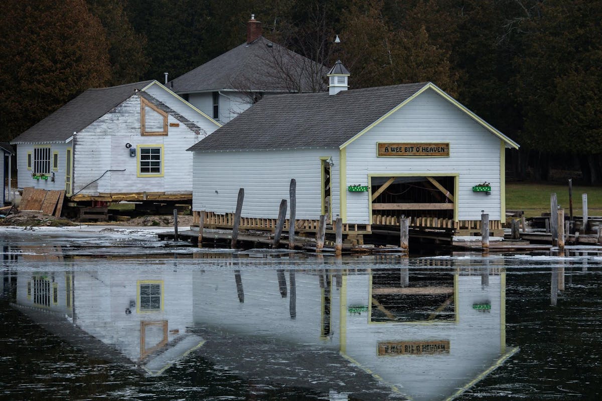 Catastrophic Michigan Dam Failure Forces Thousands From Their Homes ...