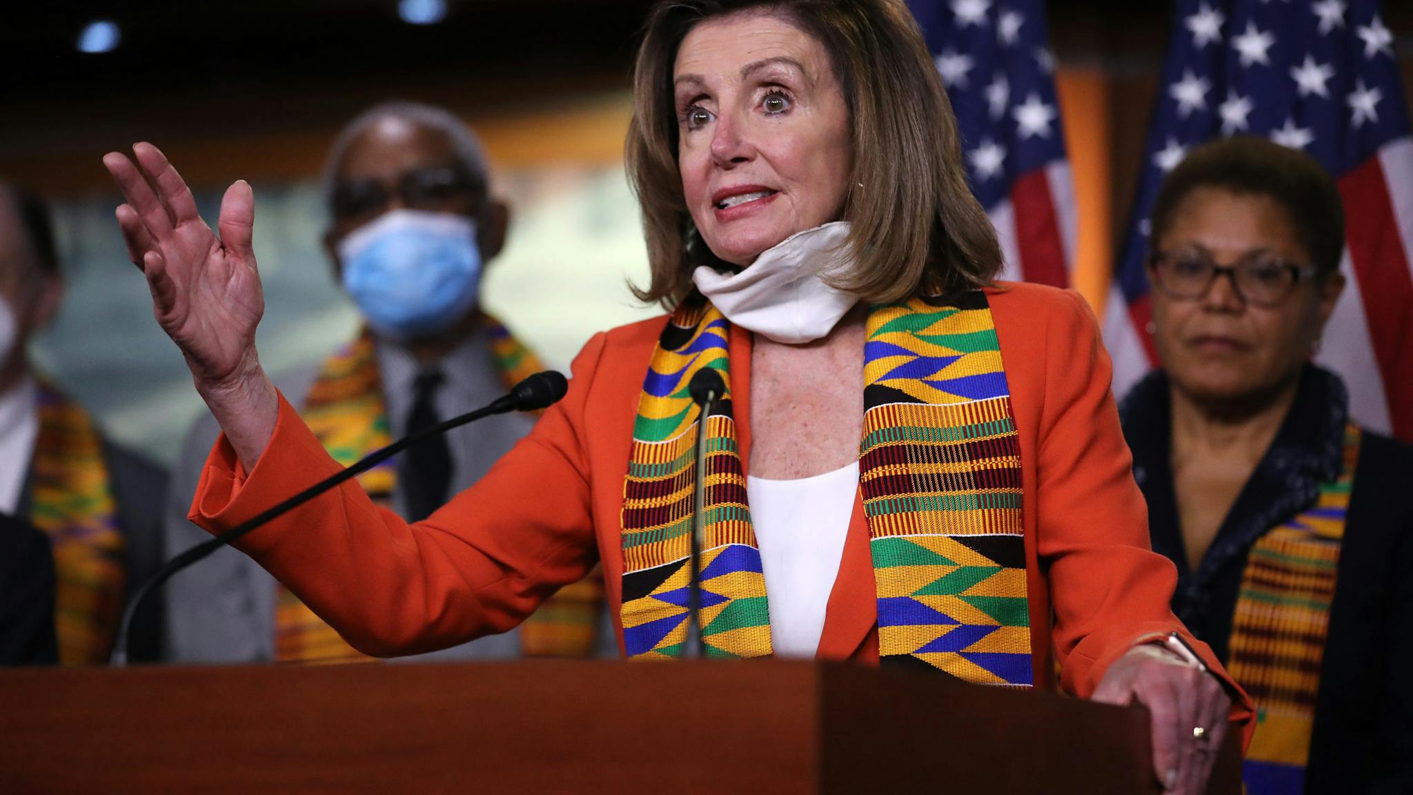 Nancy Pelosi Orders Every Member Of The House To Wear Masks Or Risk