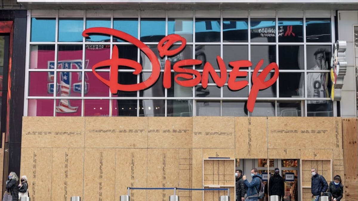 Disney Parks Debut New ‘Gender Flexible’ Costumes, ‘Inclusion’ Training ...