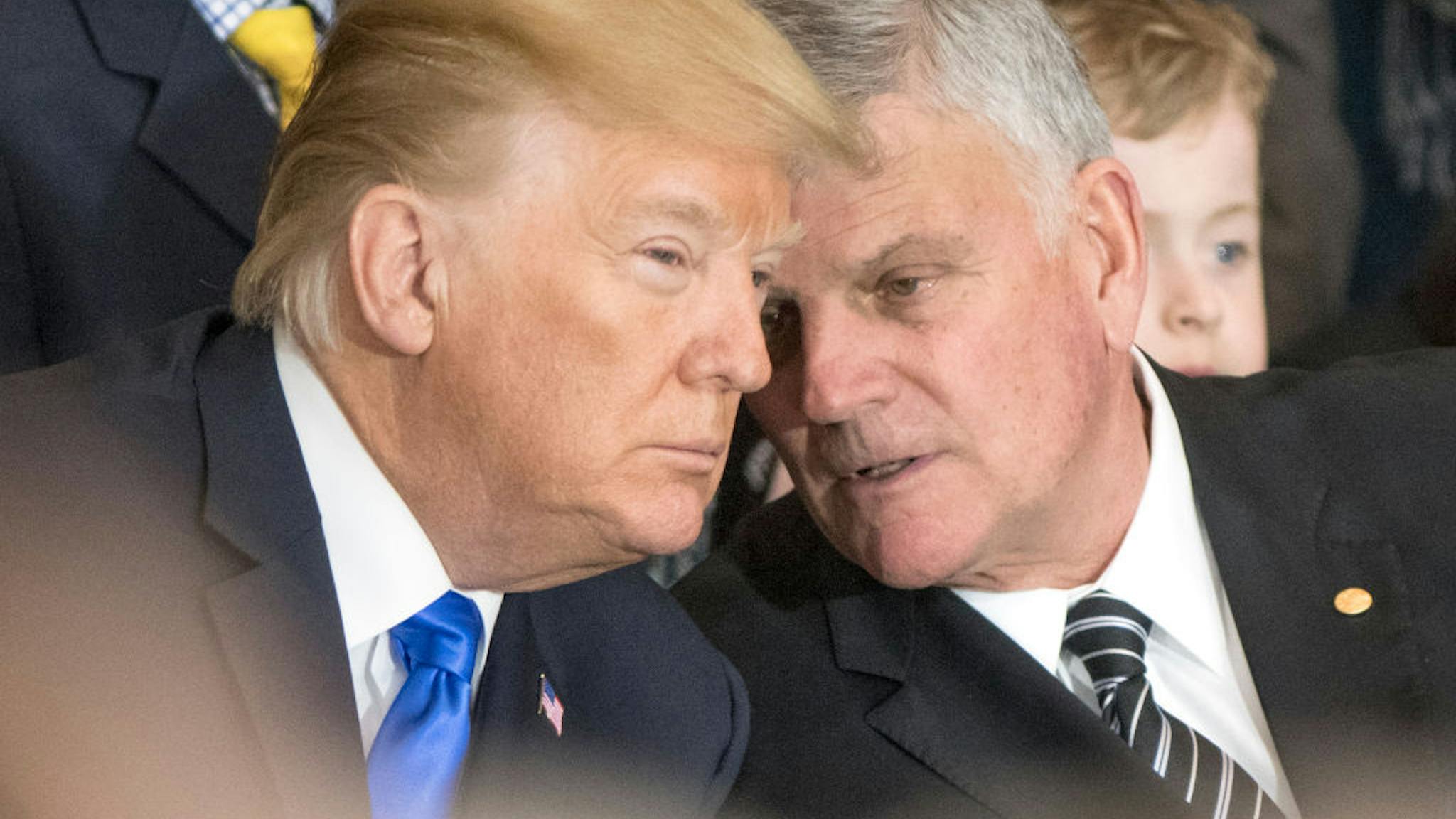 Franklin Graham No Question Trump Made Mistake By Demonizing Press franklin-graham-no-question-trump-made-mistake-by-demonizing-press
