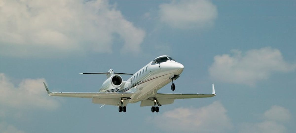 John Kerry Family Jet Has Emitted 30 Times More Carbon In 2021 Than ...