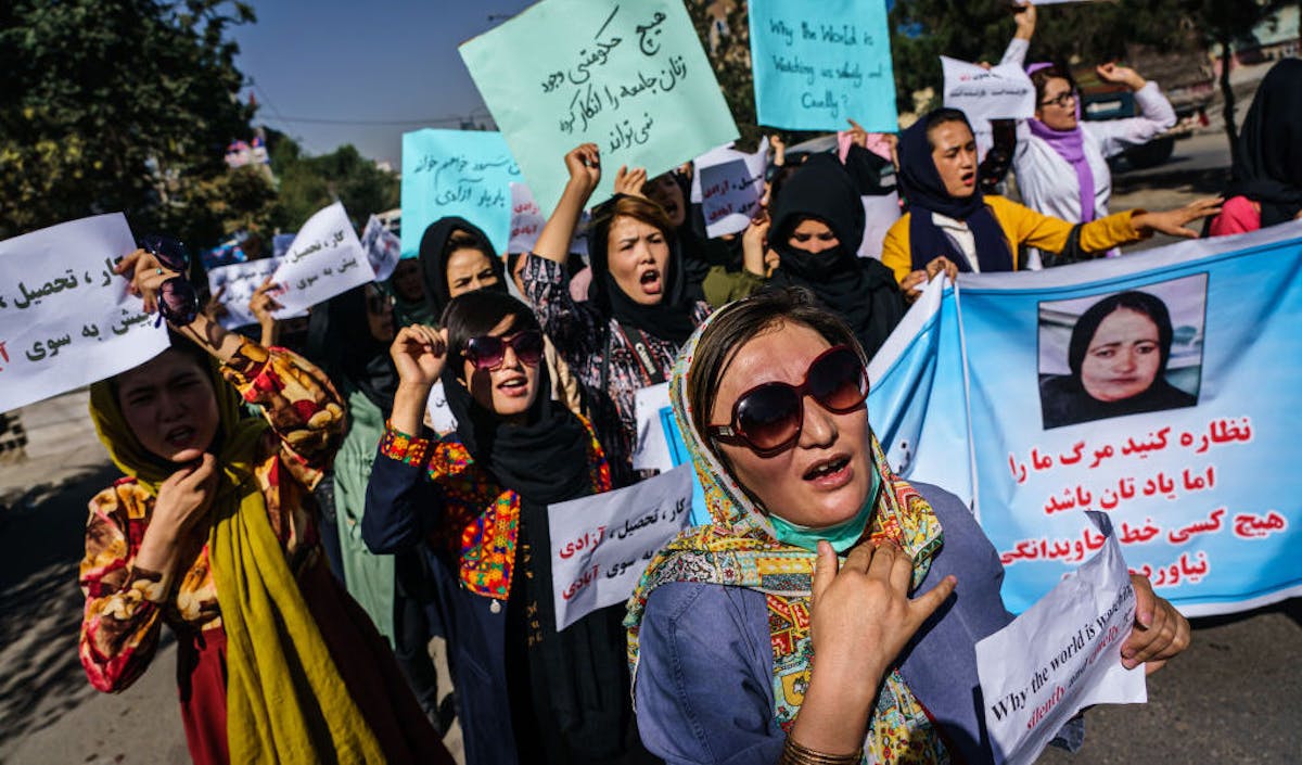 Afghan Women Protest Taliban Slayings Of U.S. Allies, Ex-Afghan ...
