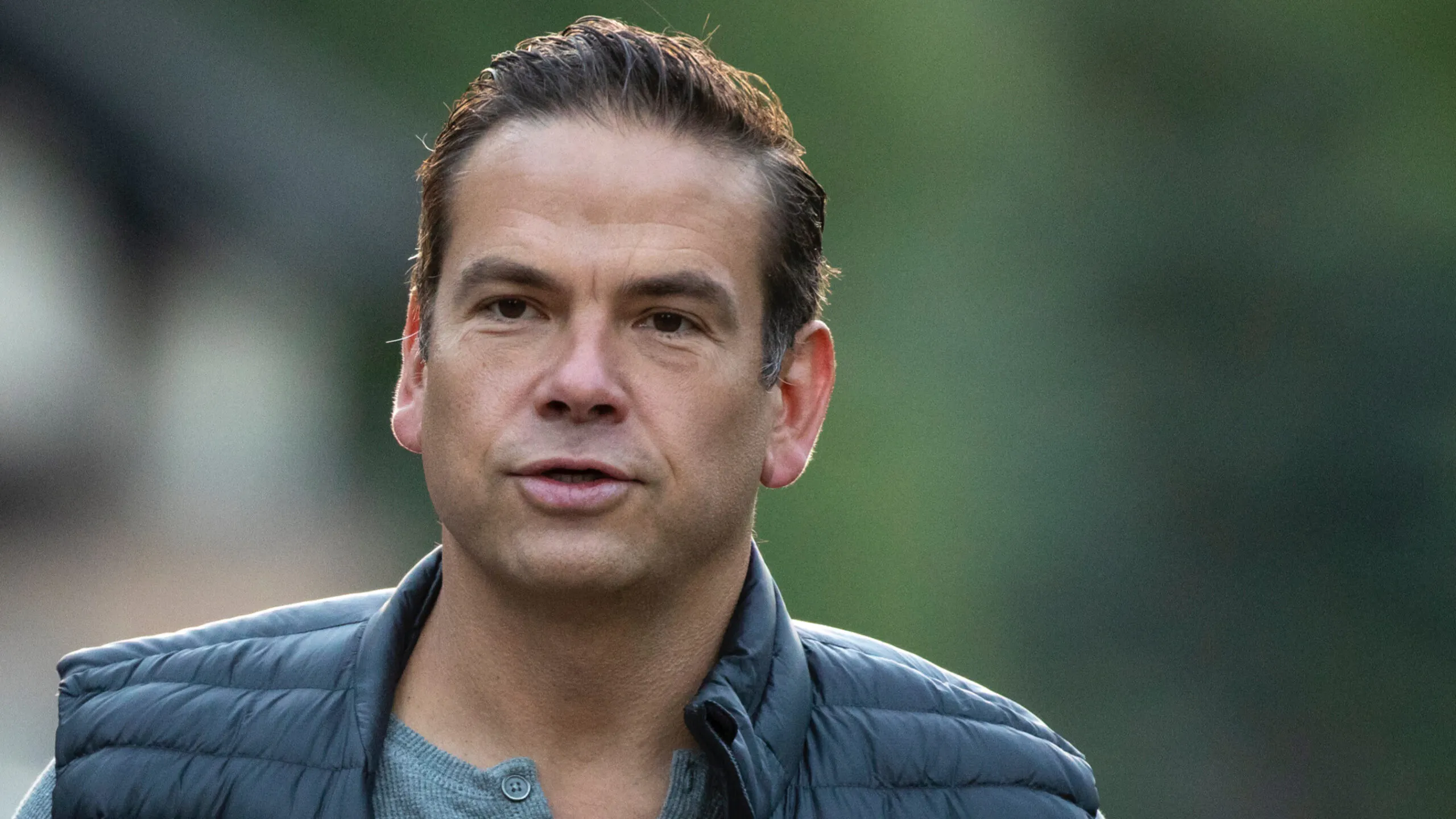 ‘It Comes With The Territory’: Fox CEO Lachlan Murdoch Shrugs Off ...
