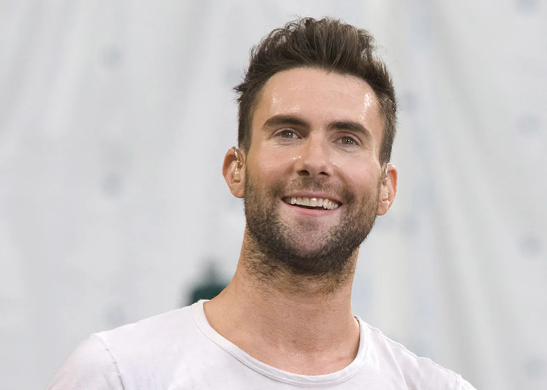 More Women Share Flirty DMs From Adam Levine Amid His Alleged Cheating ...