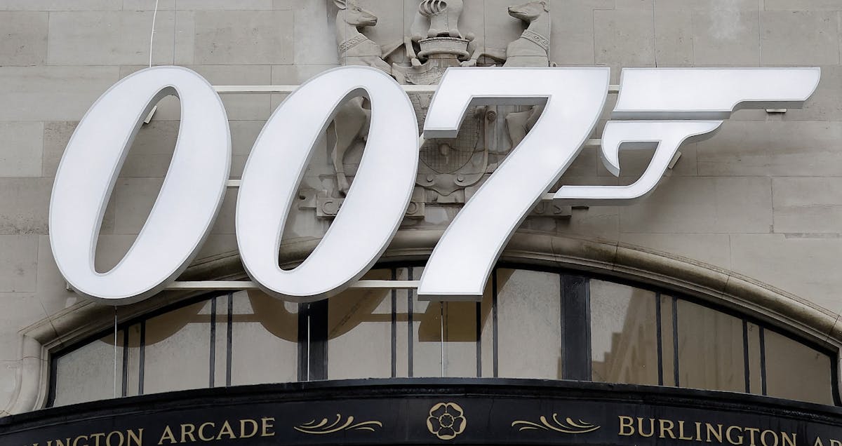 James Bond Film Producer Reveals The One Scene Used To Test All Would ...
