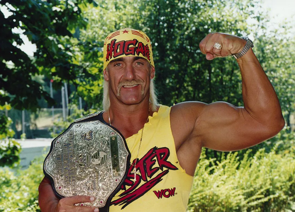 Wrestling Legend Hulk Hogan ‘Can’t Feel His Lower Body’ After Latest ...