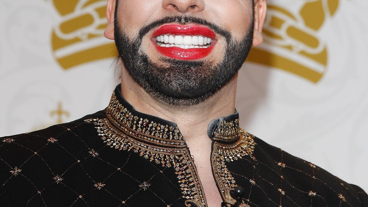 ‘stop Erasing Women Cosmetics Brand Uses Bearded Man To Sell Lip