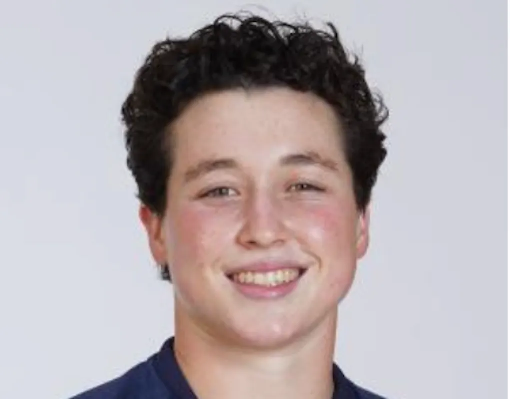 Trans Yale Swimming Star Goes From Shark To Scrub After Joining Men’s ...
