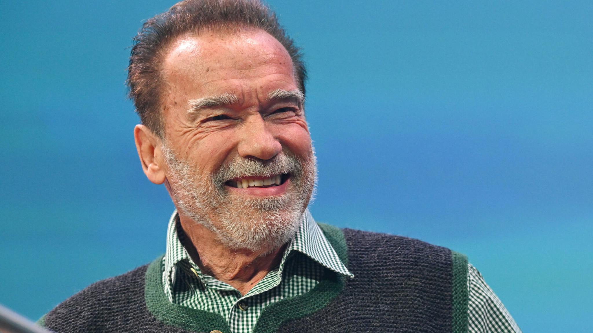 Arnold Schwarzenegger Said He Almost Died When Surgeons ‘made A Mistake During Heart Procedure